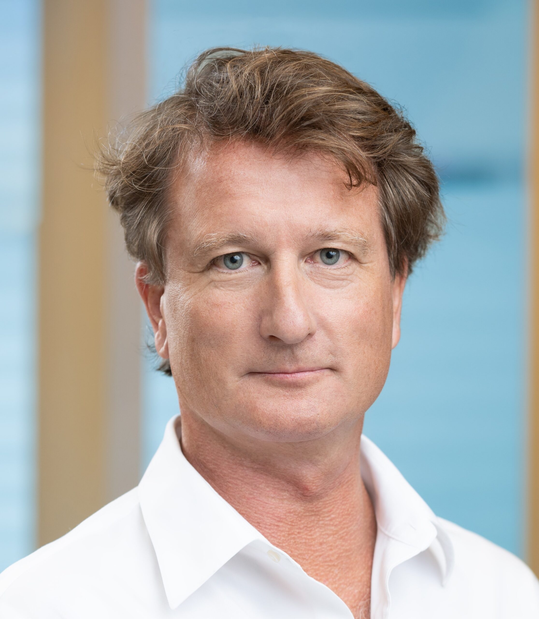 Simon Archer | Goldblatt Partners LLP